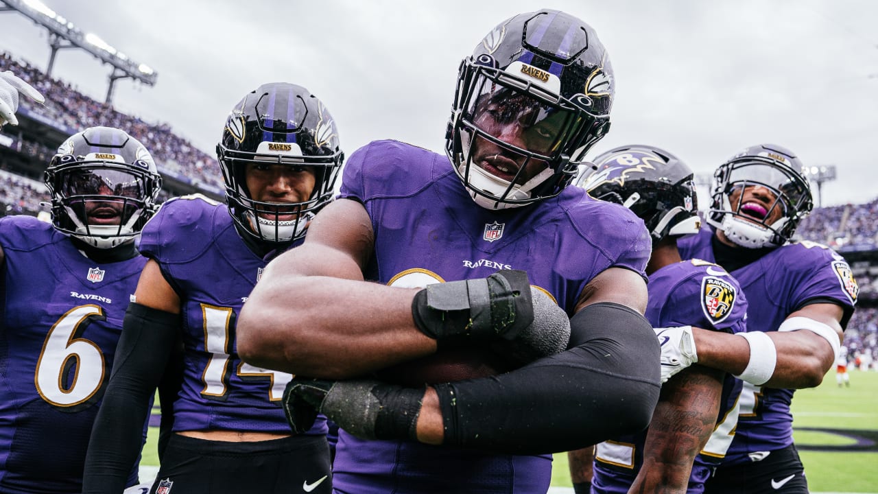 Photos: High School Teammates Team Up in Baltimore