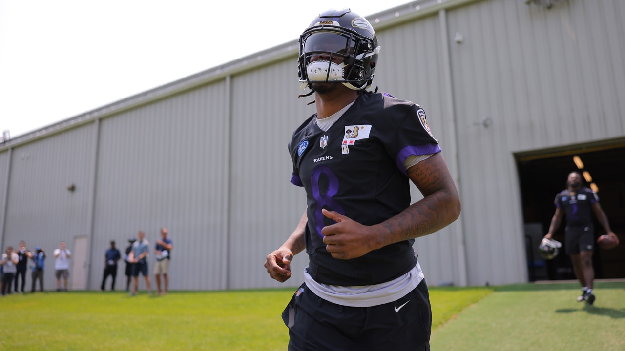 Lamar Jackson Takes Practice Field