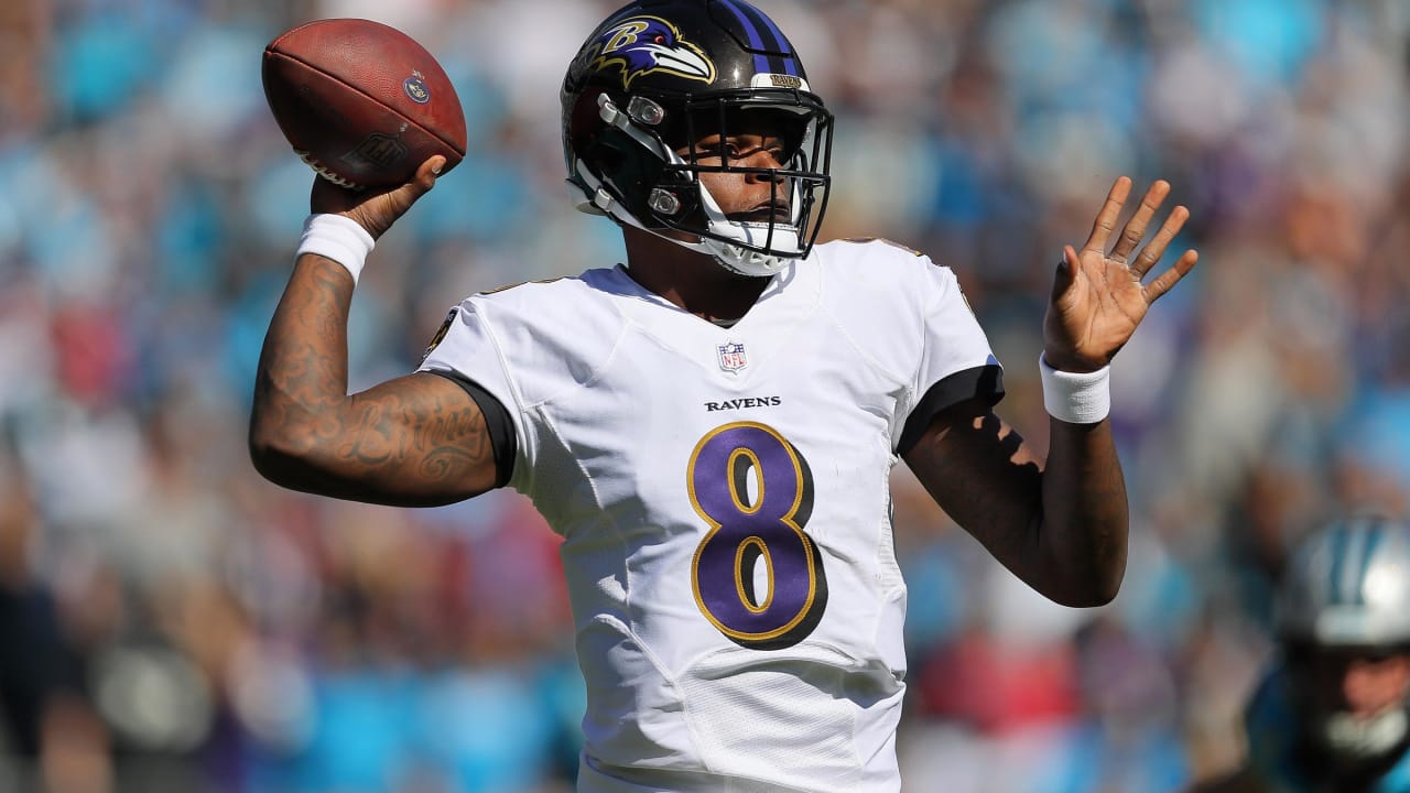 Highlight: Lamar Jackson Throws His First Career Touchdown Pass