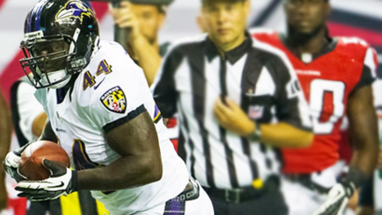 Fullback Vonta Leach Won’t Let Coaches Forget About Him