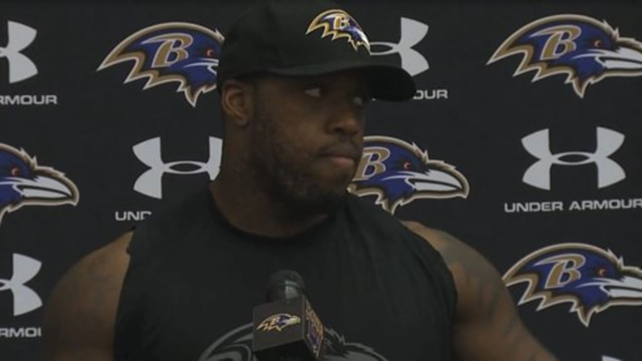 Presser: Suggs Talks Houston Personnel
