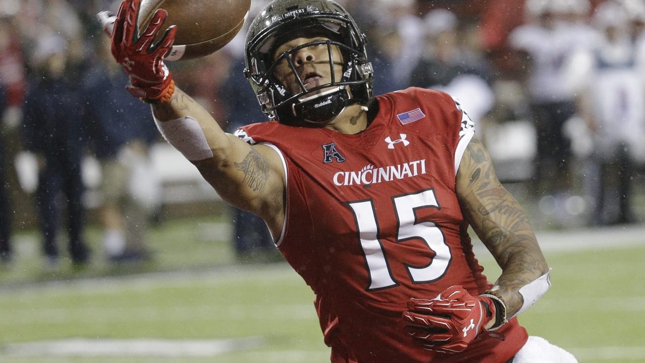 WR Chris Moore College Photos