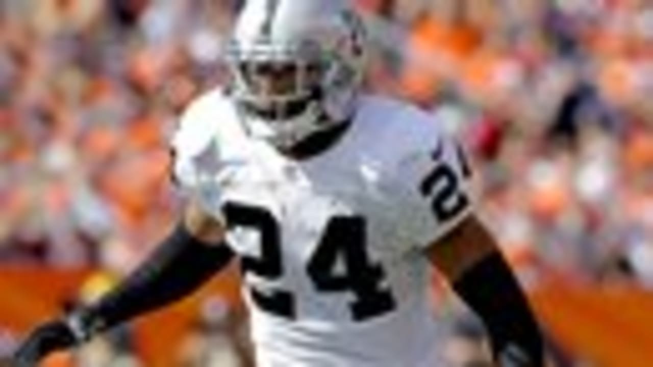 Ravens Have Deal With Safety Michael Huff