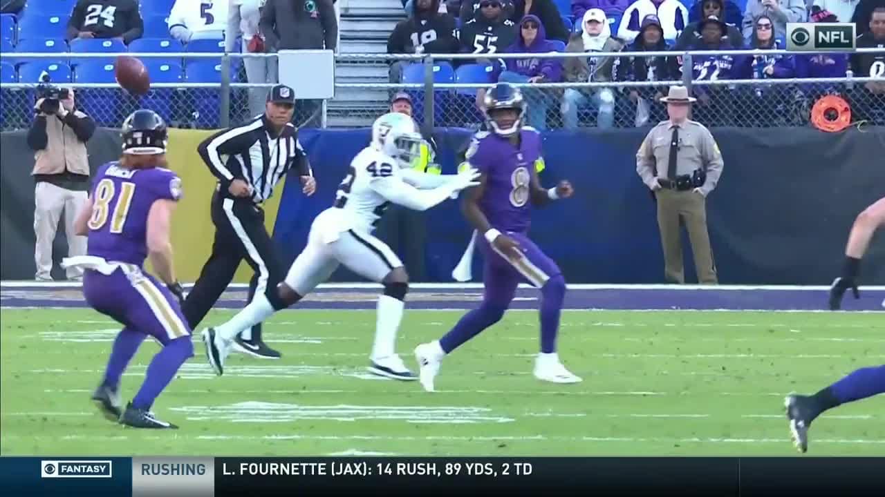 Highlight: Lamar Makes Favre-esque Flip for First Down