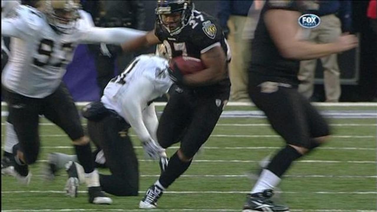 Ray Rice takes screen for 32 yards