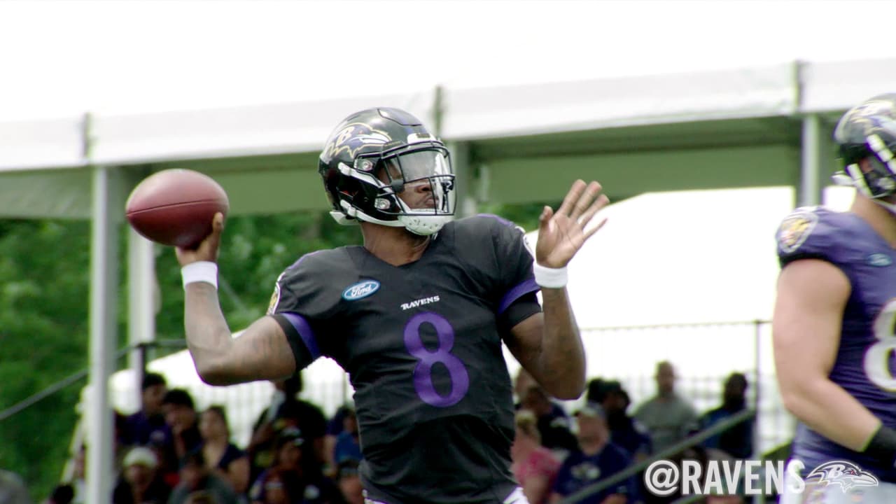 Play of the Day: Lamar Jackson's Beautiful Touchdown Bomb