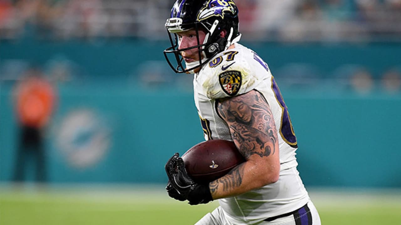 Maxx Williams Shows How Far He's Come After Rare Surgery