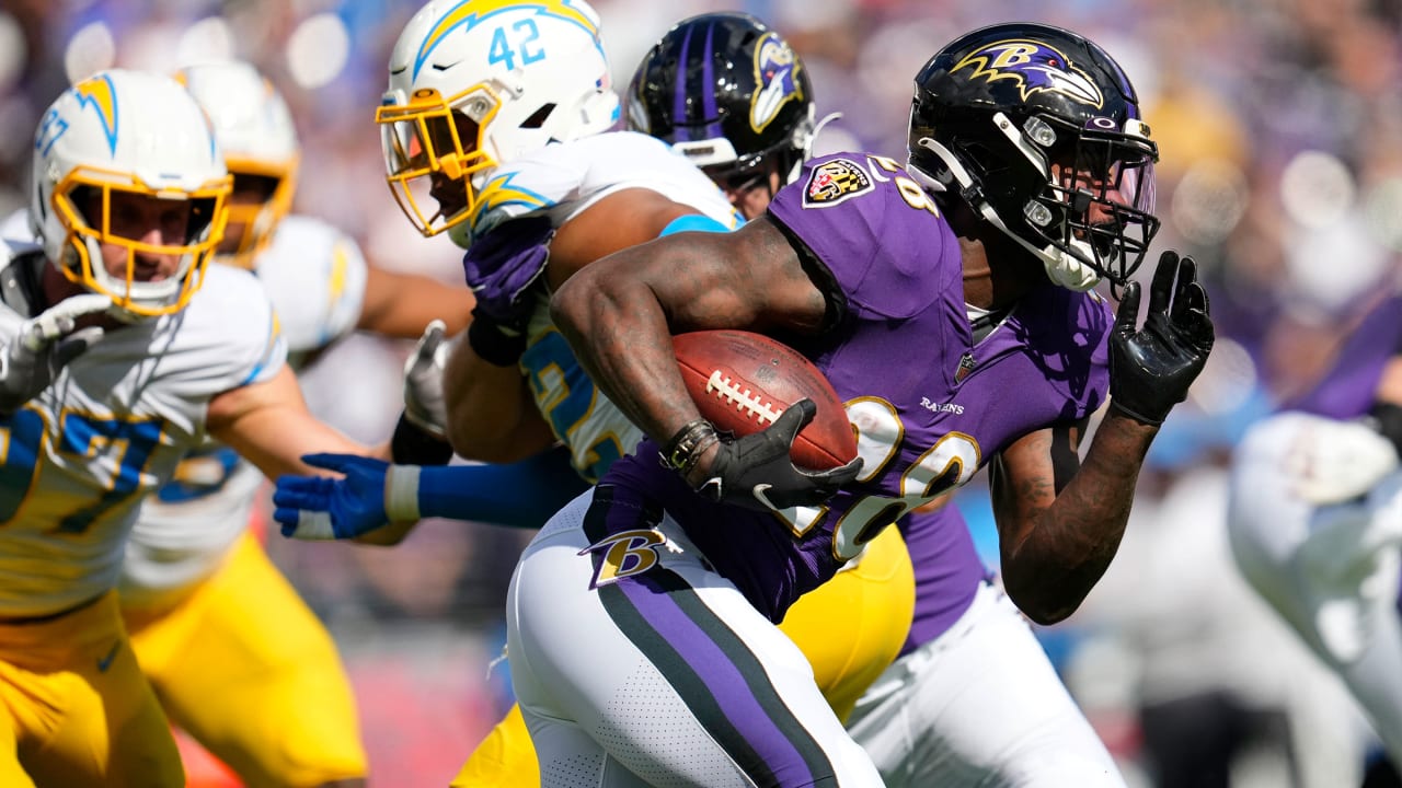 Los Angeles Chargers vs Baltimore Ravens, Week 6, October 17, 2021 ...