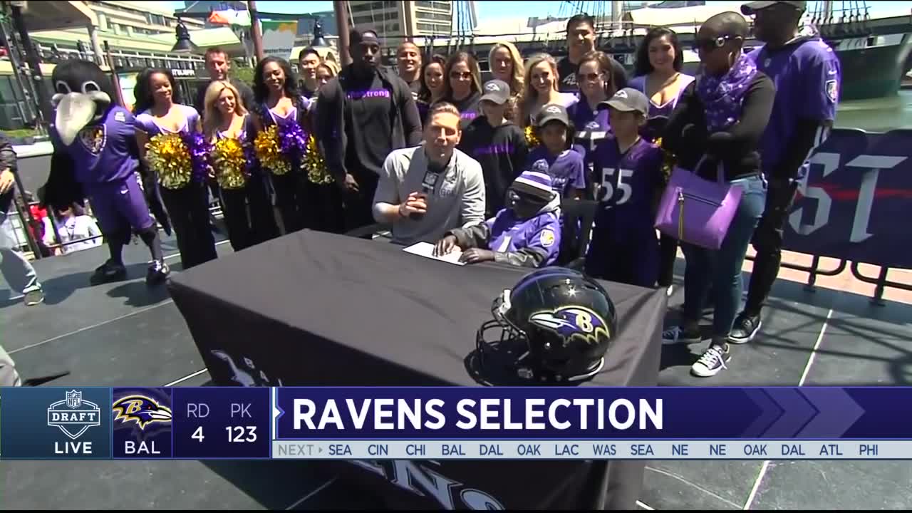 Watch Mo Gaba Announce Ravens Pick in Braille