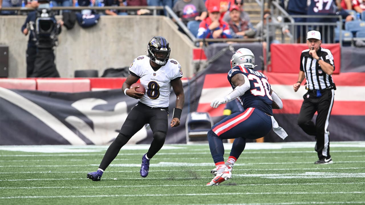 Highlight: Lamar Jackson Takes QB Keeper 17 Yards