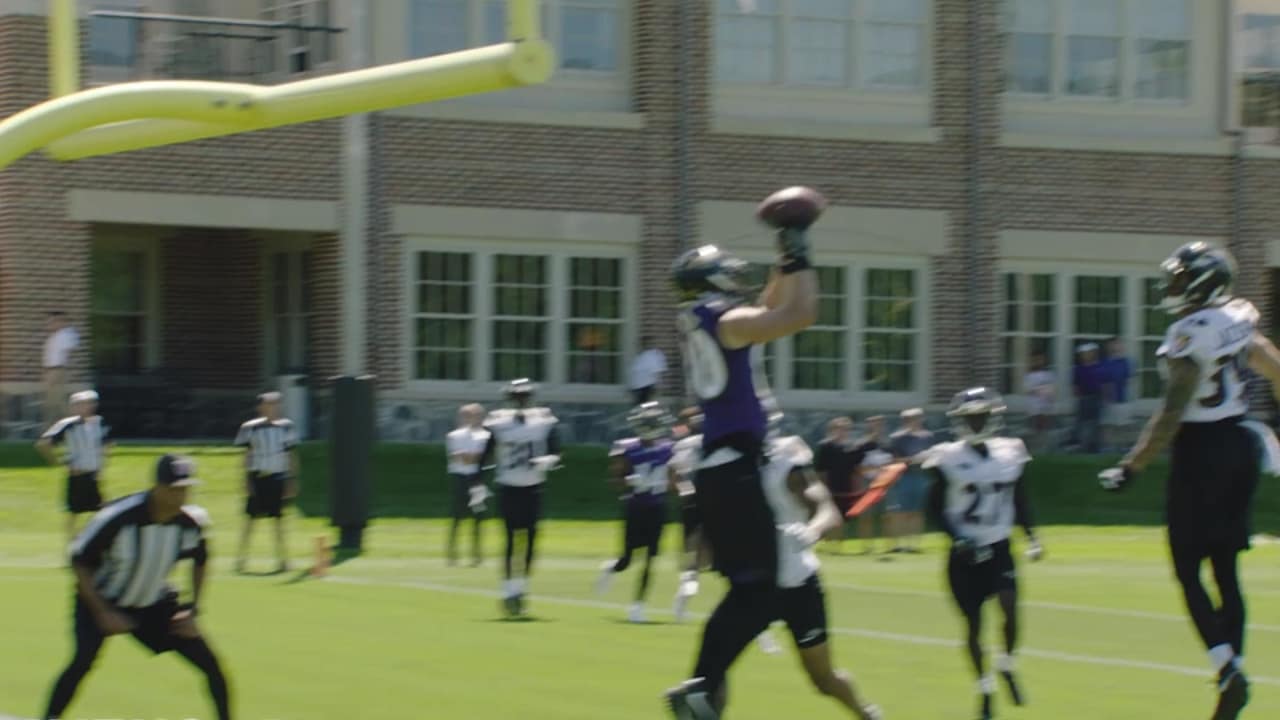 Play of the Day: Lamar Jackson Drops a Perfect Touchdown Pass