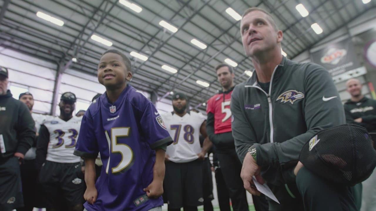 Zion Harvey, The First Child To Get A Double Hand Transplant, Breaks ...