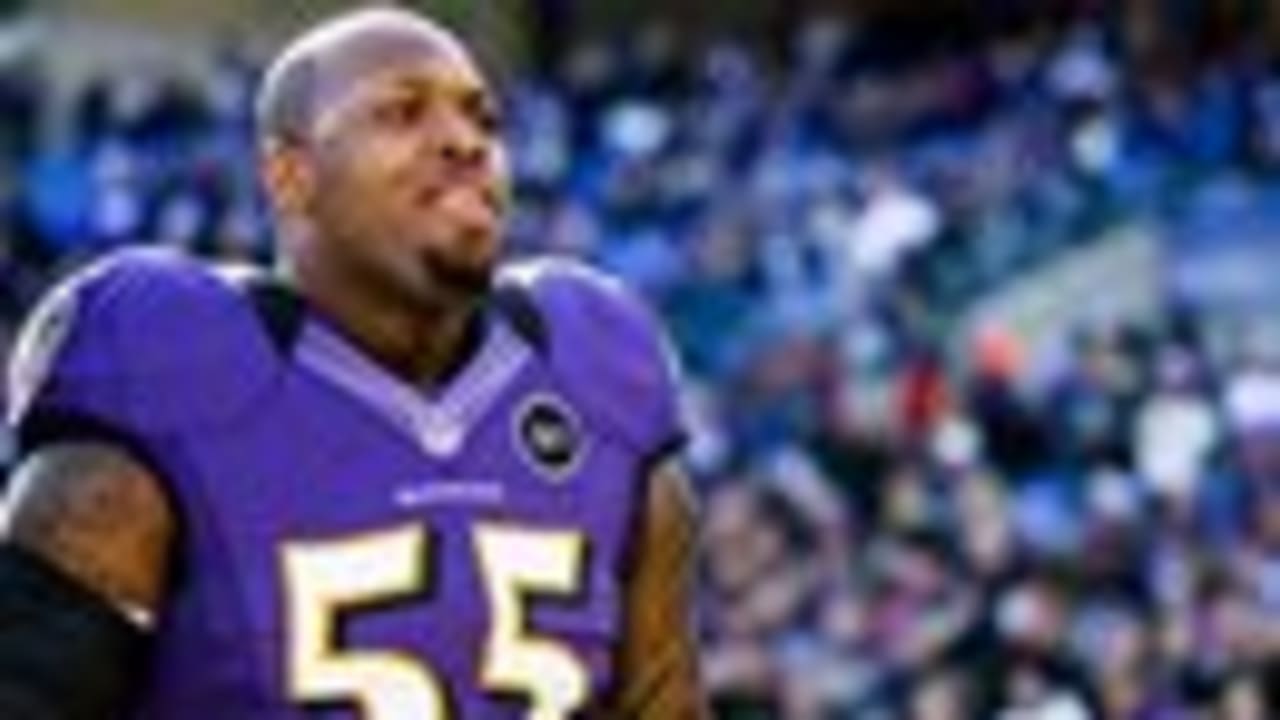 Terrell Suggs Signs Extension With Ravens
