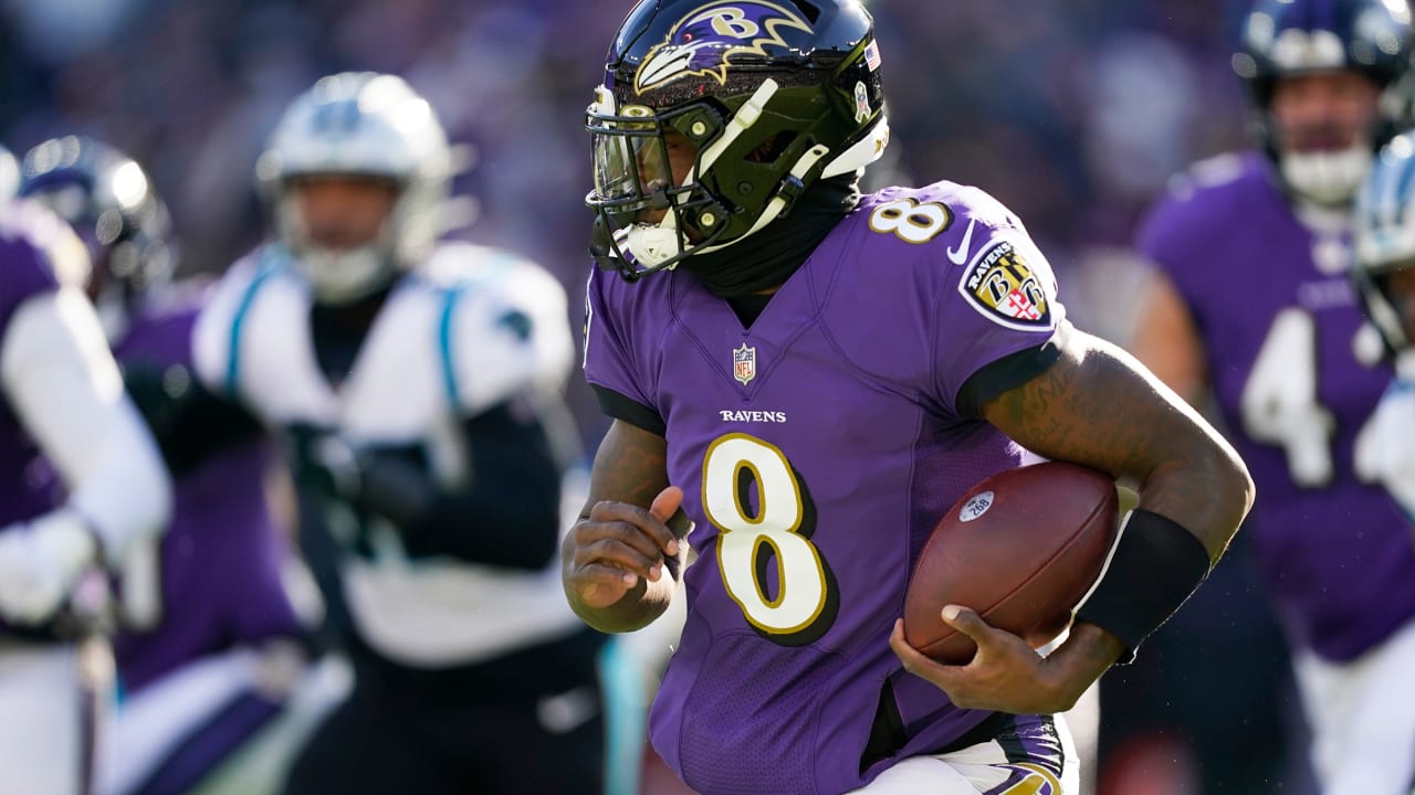 Lamar Jackson Blasts Up Middle for 10-Yard Run | Ravens-Panthers Highlights