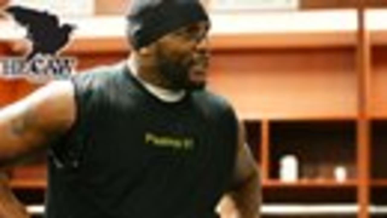 The Caw: Ray Lewis Displays Psalms 91