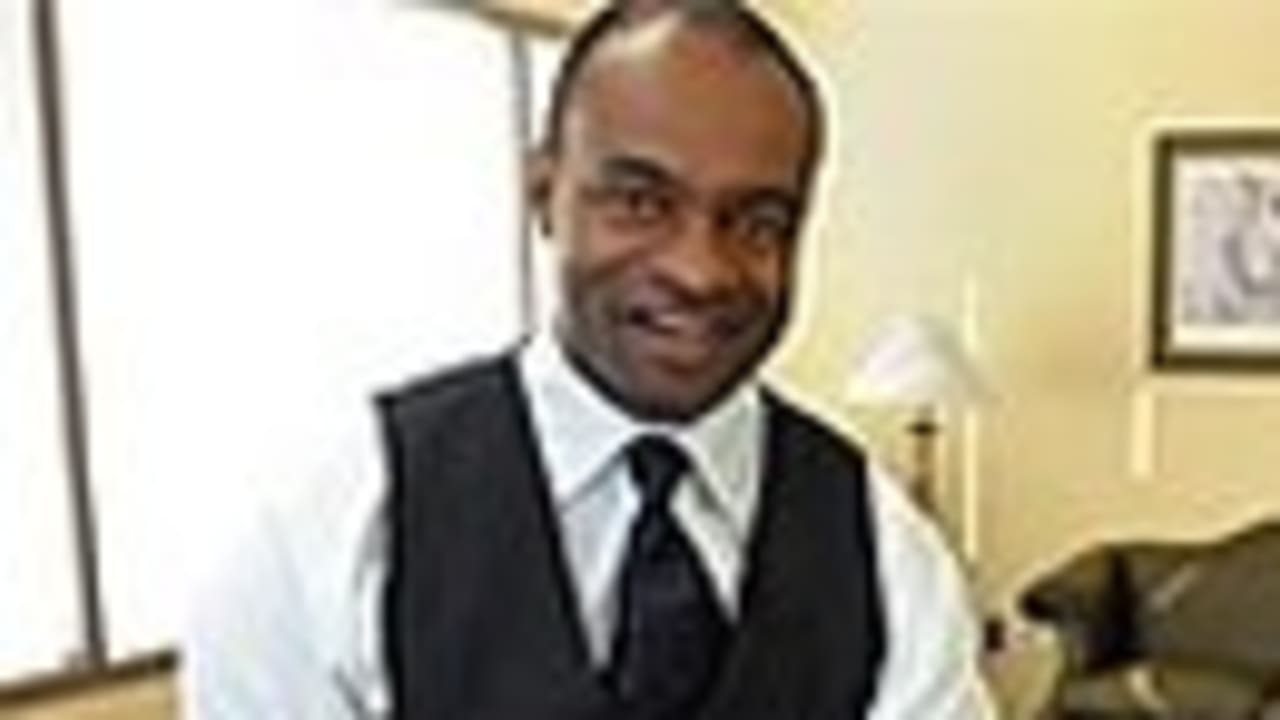 NFLPA Elects Smith as New Director