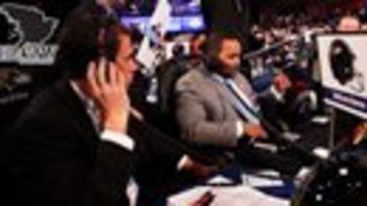 The Caw: Meet The Man Who Makes The Pick