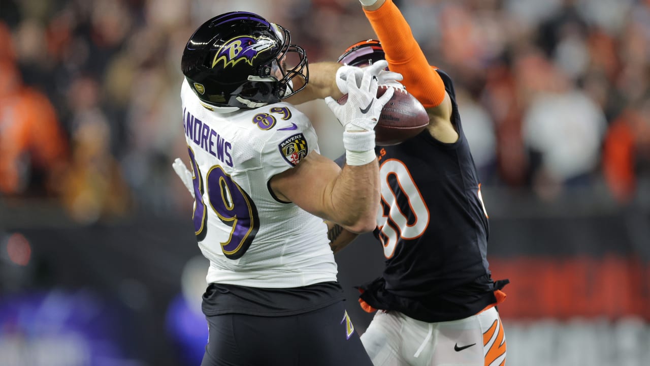Mark Andrews Moss's Jessie Bates on Long Catch | Ravens-Bengals Playoff ...