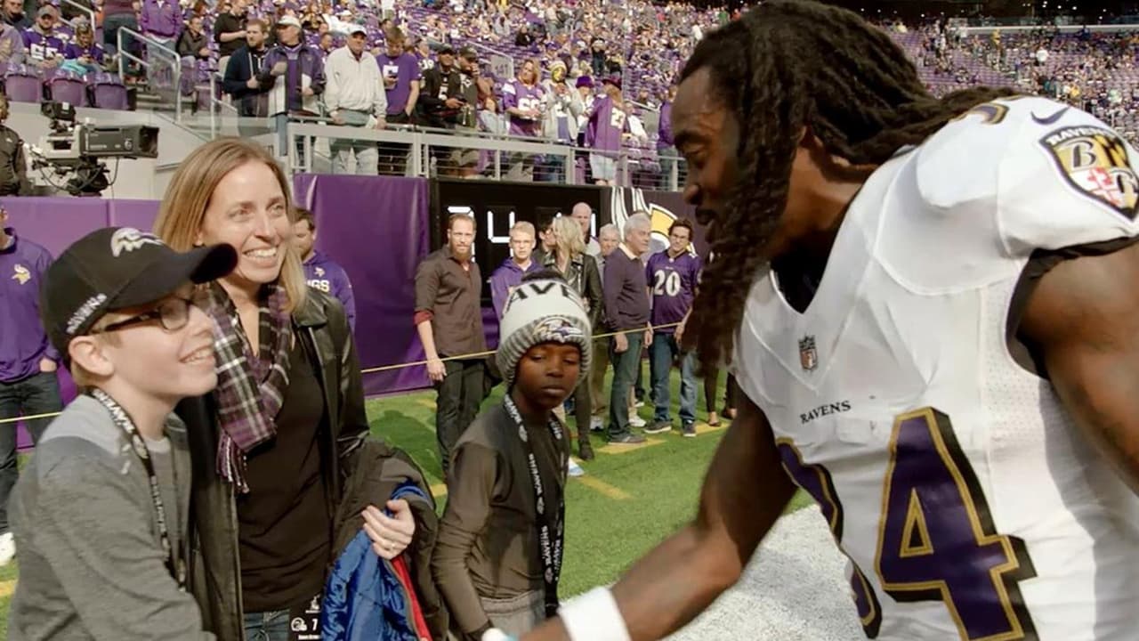 Alex Collins Meets With Boy Bullied for Irish Dancing