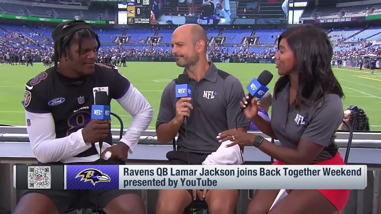 Lamar Jackson Amused by Garafolo's Massive QB-Playcall Wristband During Interview