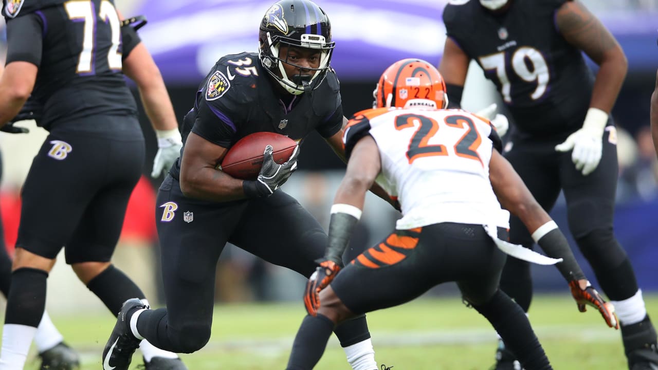 Highlight: Gus Edwards Runs 11 Yards for Touchdown