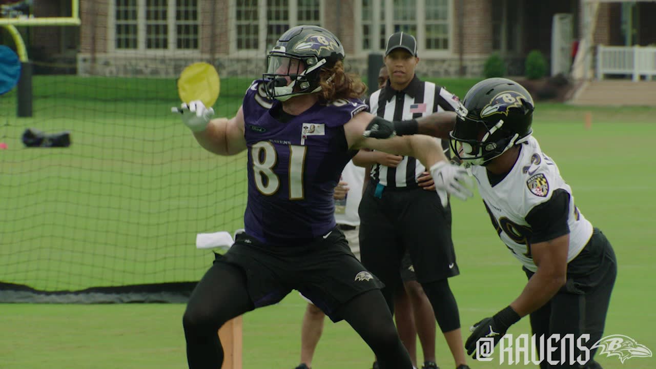 Camp Highlight: Hayden Hurst Puts on a Show