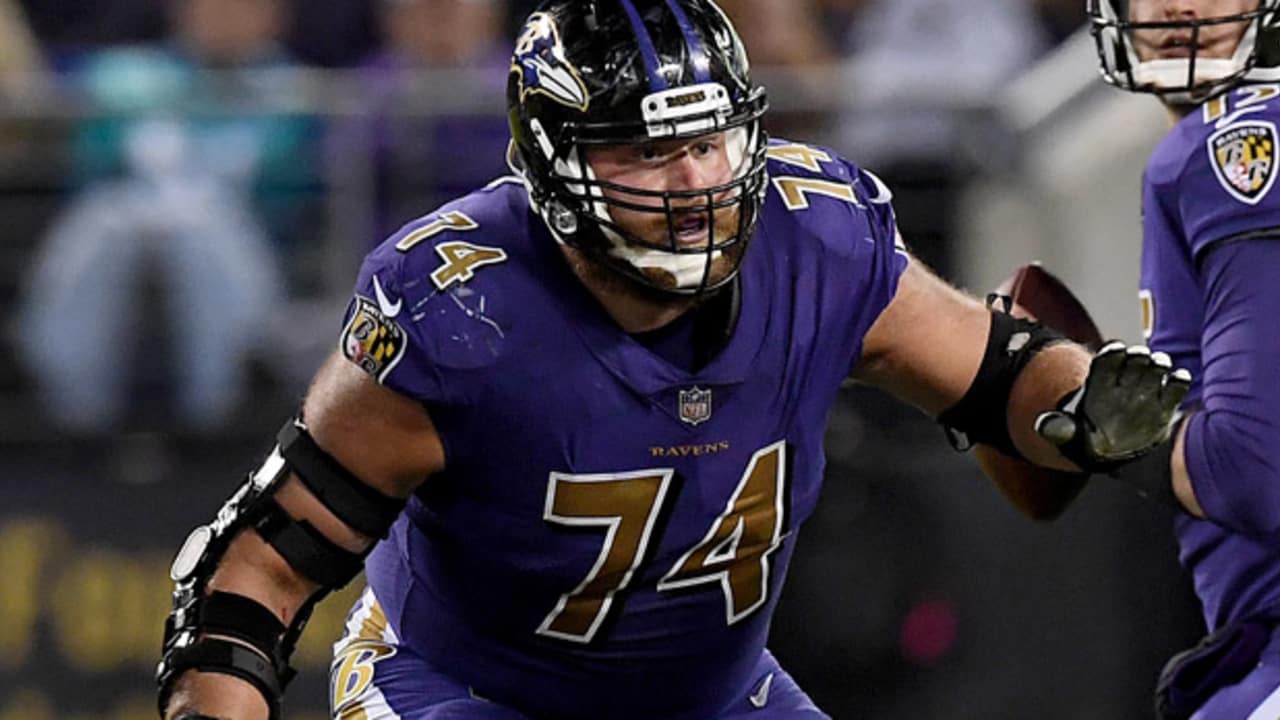 James Hurst Epitomizes Ravens' Better-Than-Expected Offensive Line