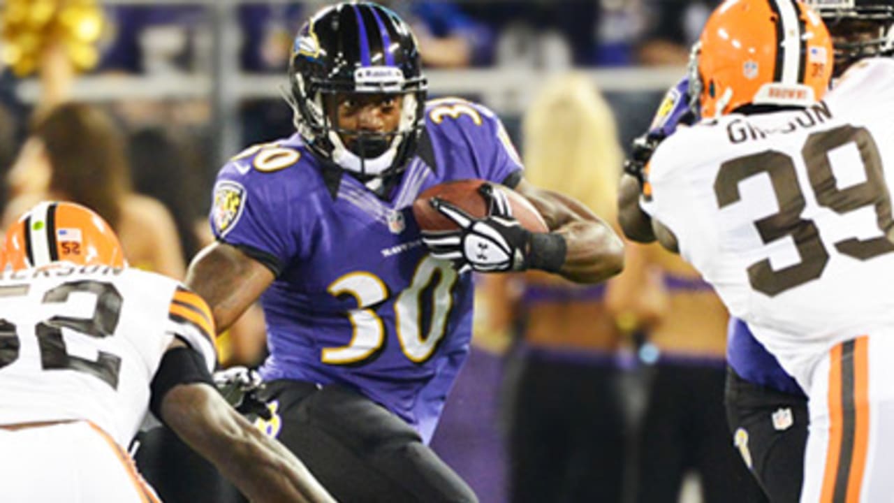 Bernard Pierce Steps Up To Help Ray Rice