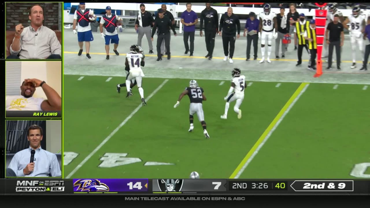 Eli Manning, Ray Lewis Poke Fun at Peyton Manning's Forehead