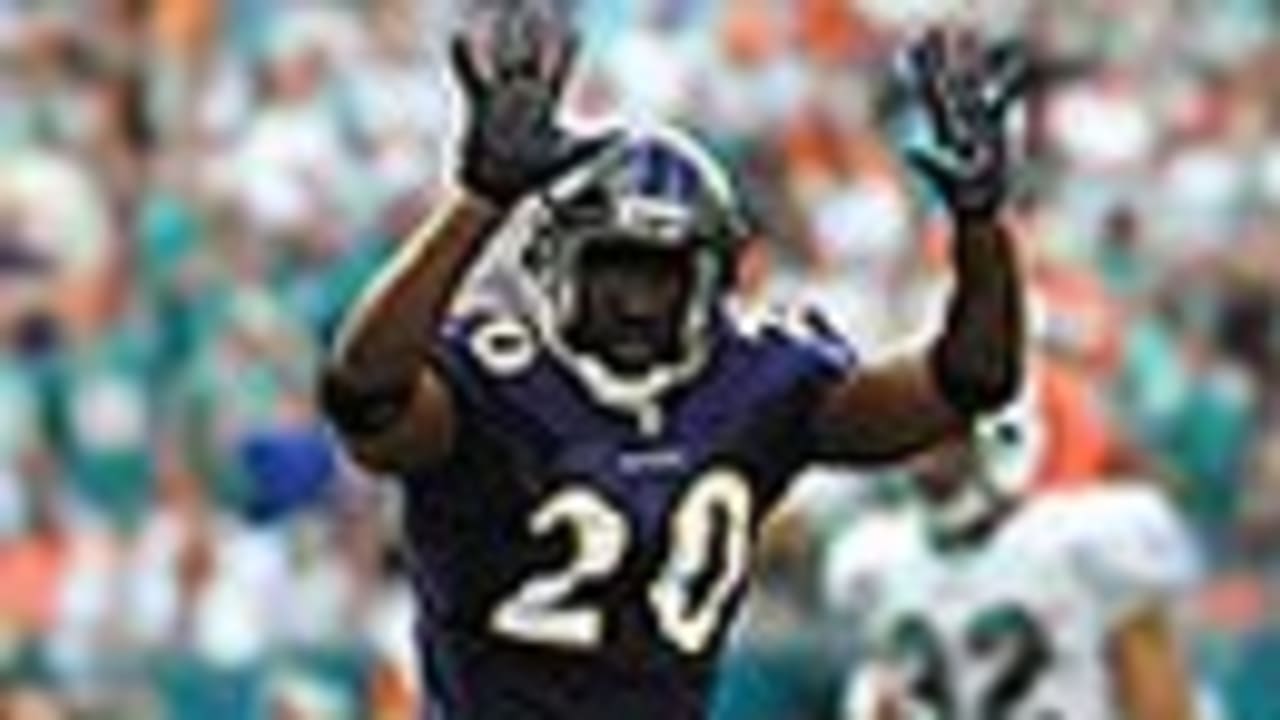 Reed Continues Historic Run