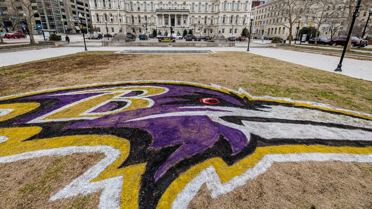 Ravens Paint the Town Purple for Playoffs