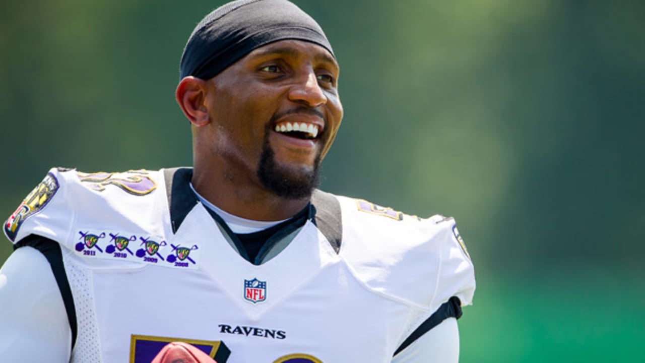 Ray Lewis Among 15 Pro Football Hall of Fame Finalists
