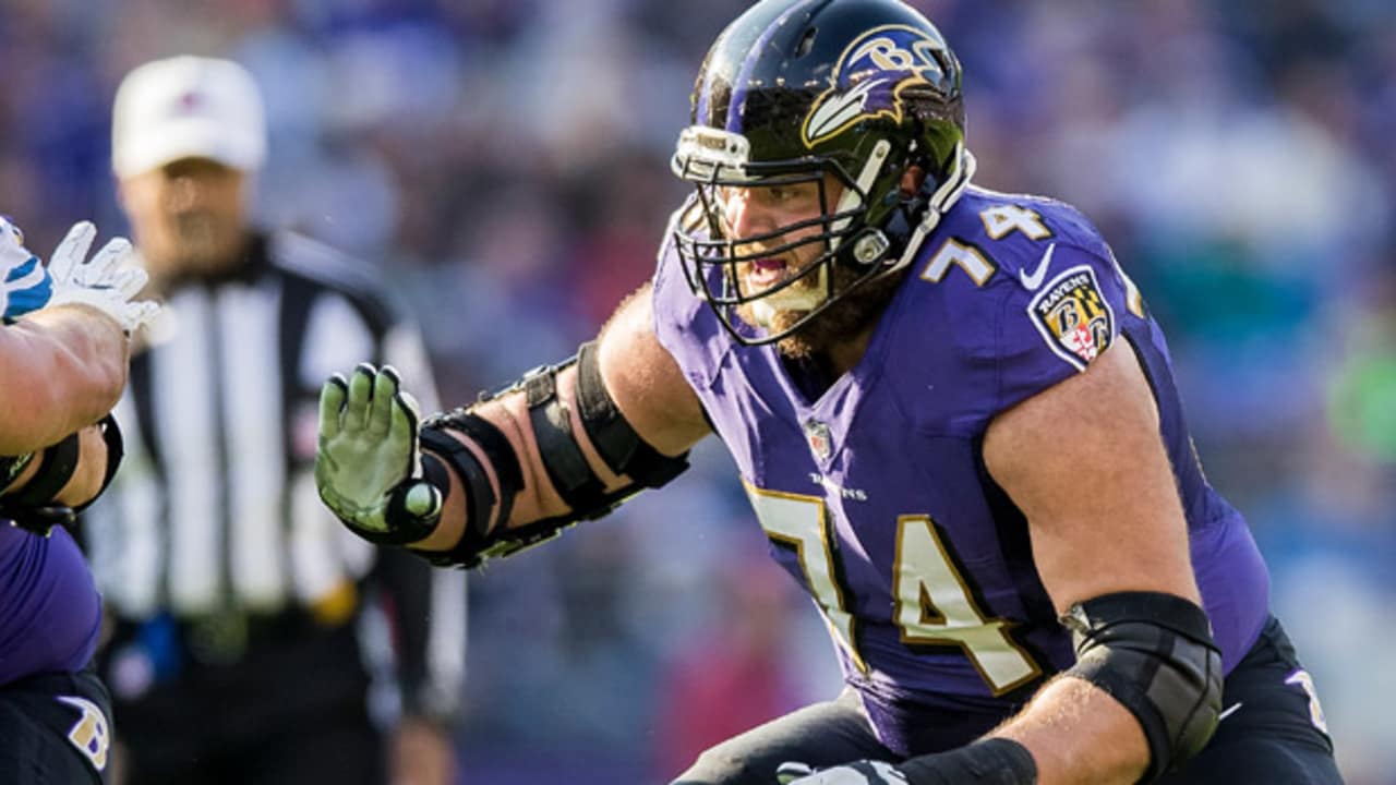 Ravens Re-Sign Versatile Offensive Lineman James Hurst to 4-Year Deal