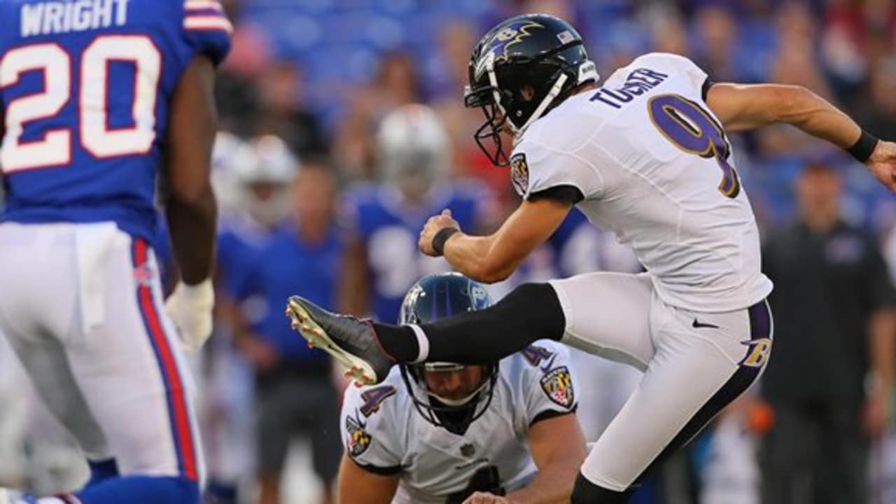 Highlight: Justin Tucker Makes Tackle on Kickoff, Evaluated for Concussion