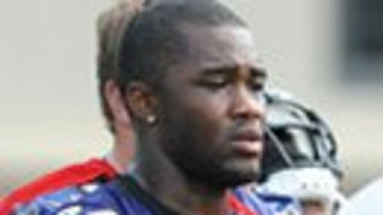 Jones Shakes Off Injury Scare