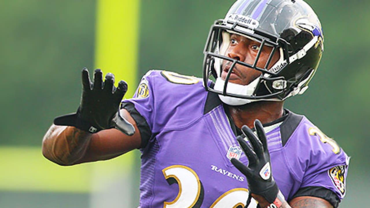 Bernard Pierce Re-Enters RB Competition