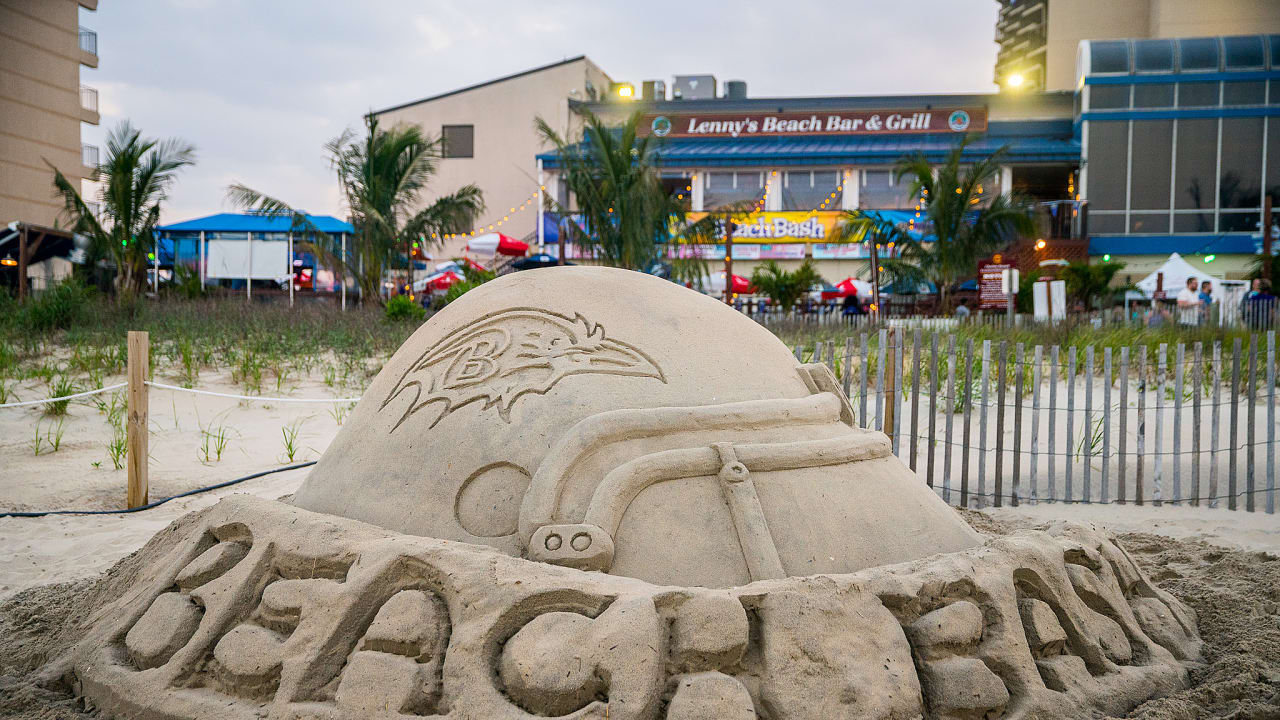 Best Photos From 2018 Beach Bash