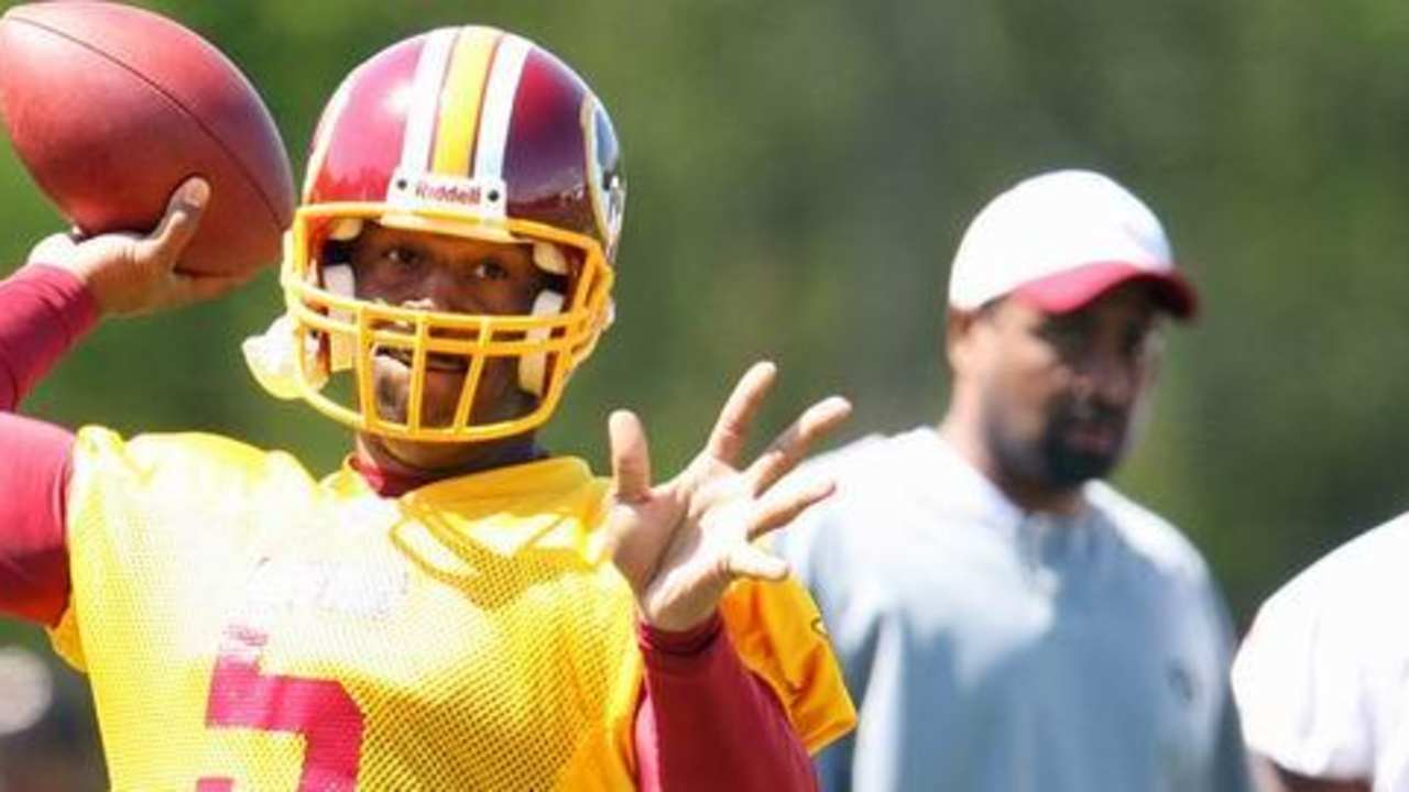McNabb Works On Building a Connection