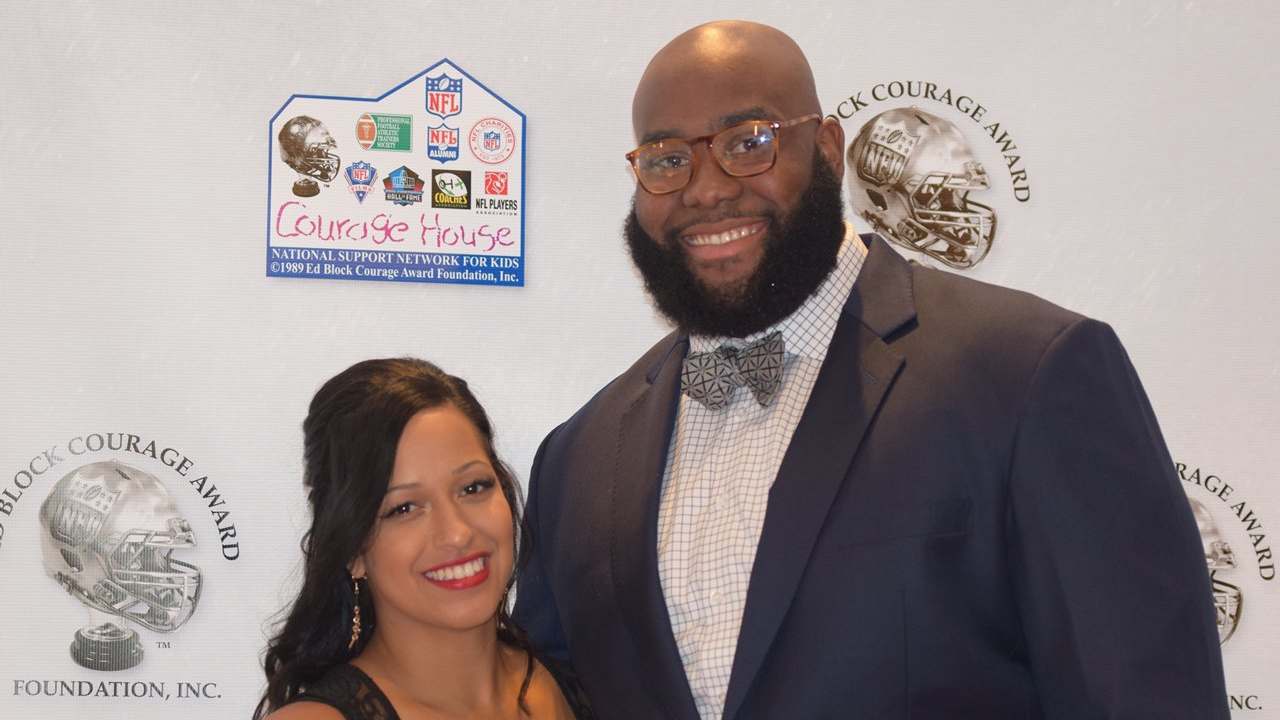 Morgan Moses Accepts Ed Block Courage Award