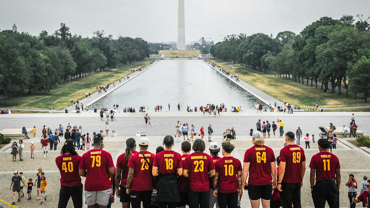 PHOTOS | Commanders rookies tour DC