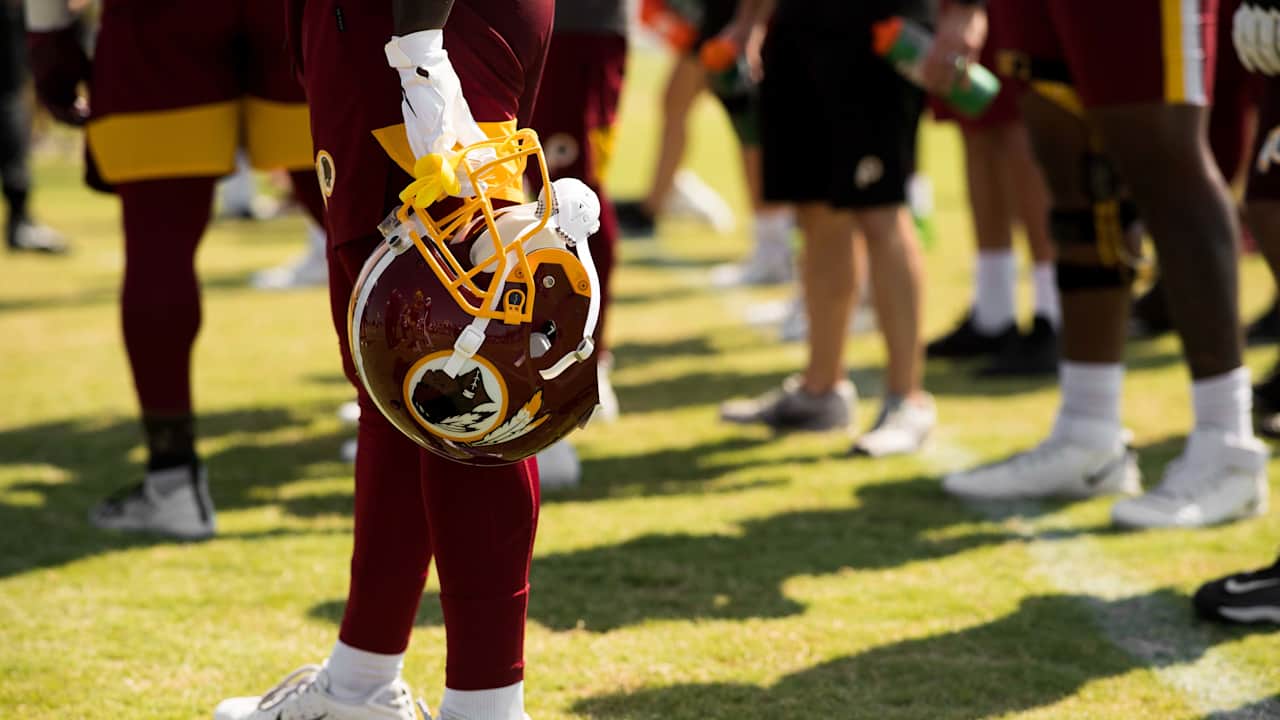 Redskins Sign LB Garrett Sickels; Waive RB Elijah Wellman