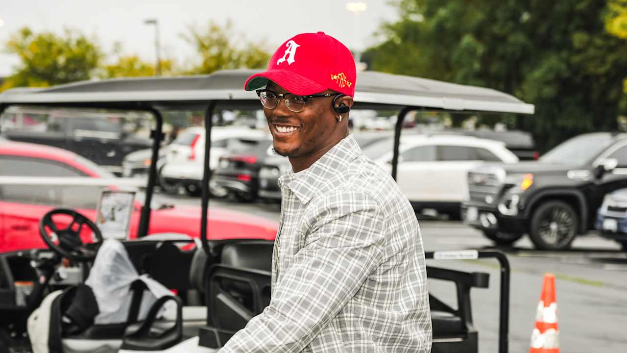 PHOTOS | Commanders vs. Bills, Arrivals