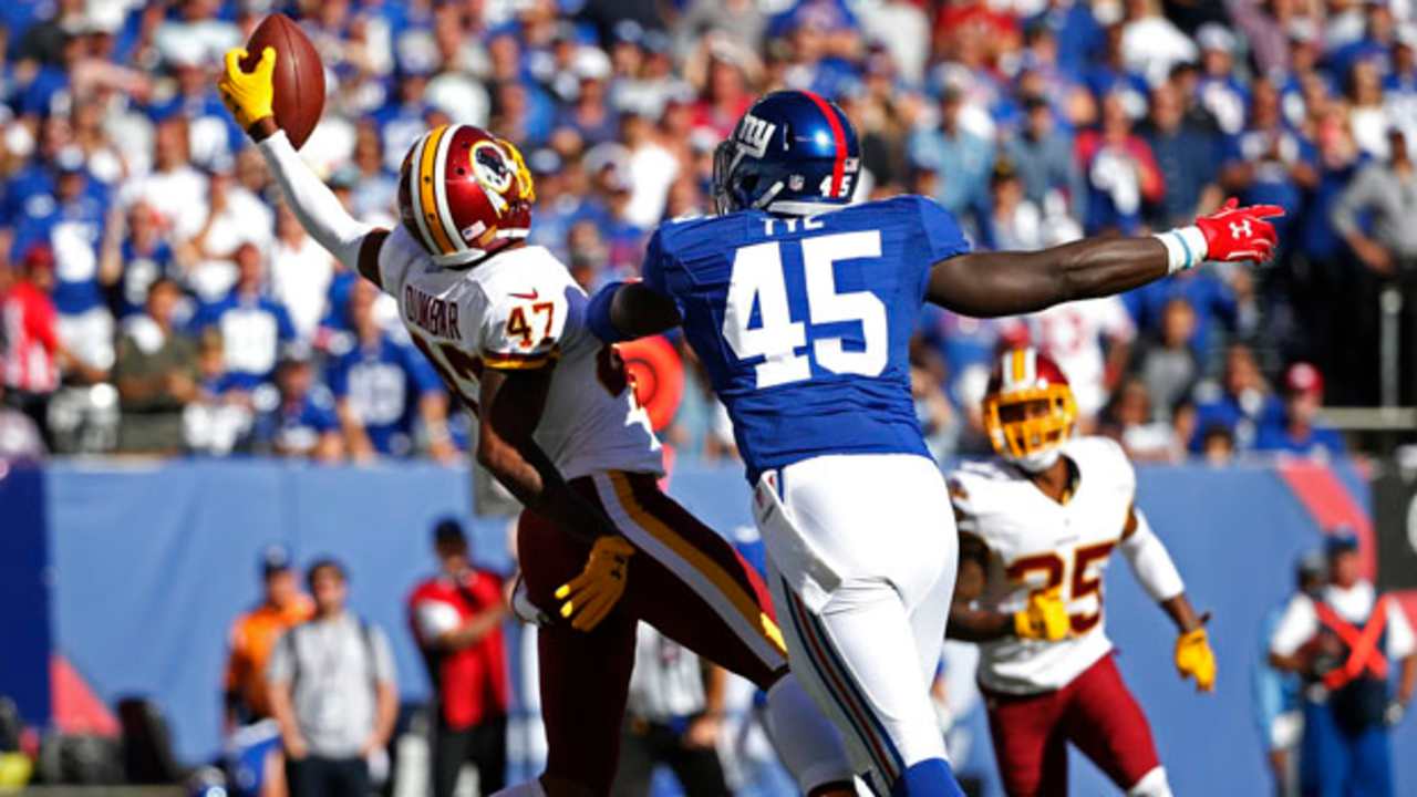 Quinton Dunbar Shows Off His Hands In Major Way Vs. Giants