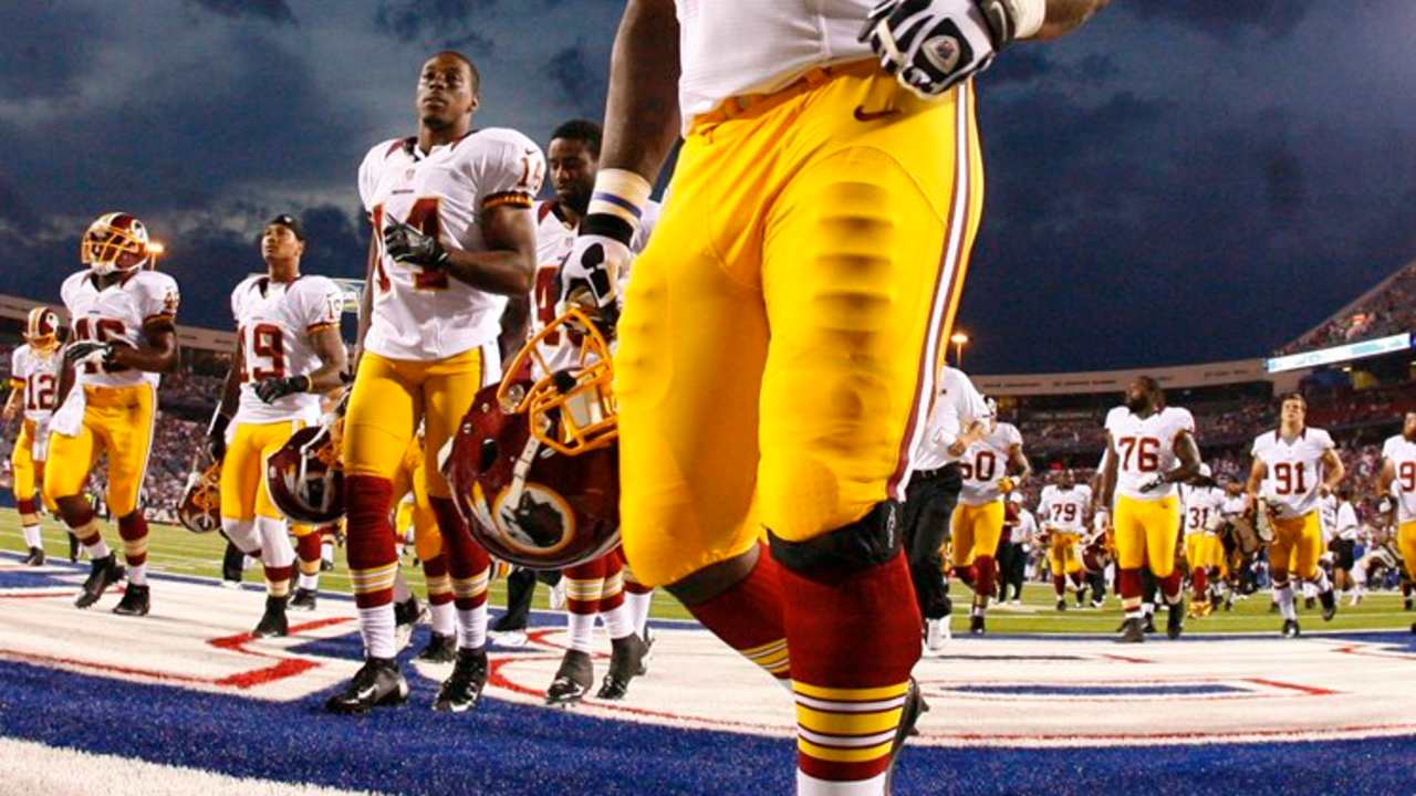 Redskins Sign Offensive Lineman Willie Smith