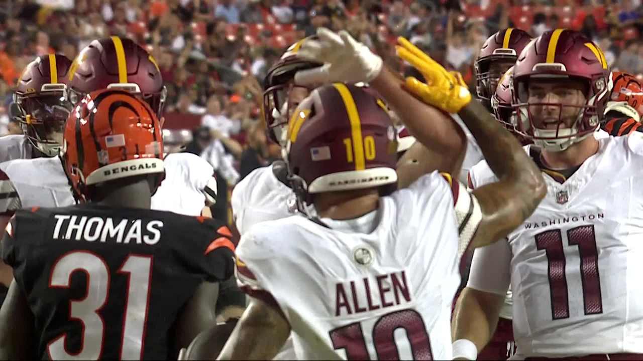 Fromm fires 7-yard dart to Brandon Dillon for TD