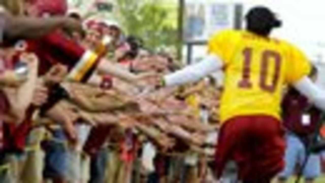 Arrive Early For Fan Appreciation Day!