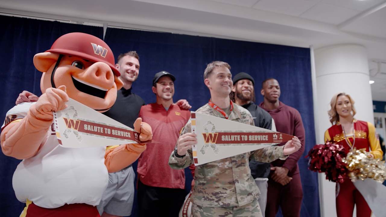 Commanders Players visit the Pentagon