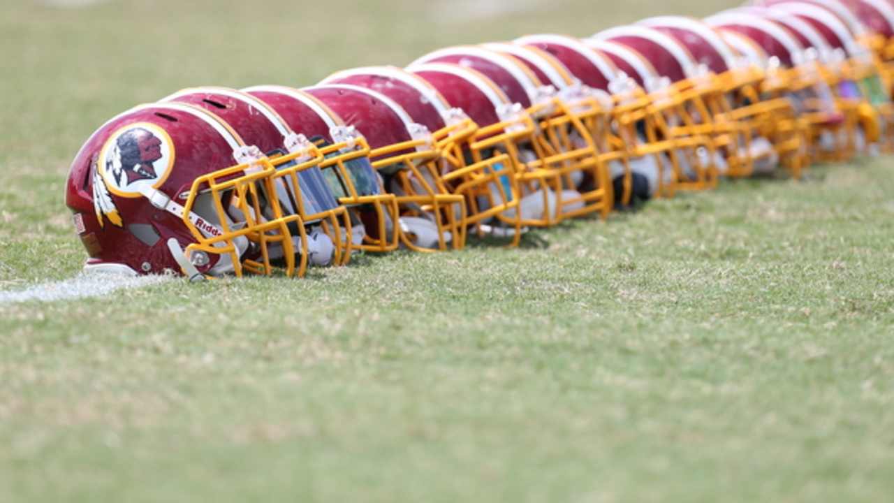 Redskins Sign Offensive Lineman Kendall Pace, Linebacker Ron Thompson Jr.