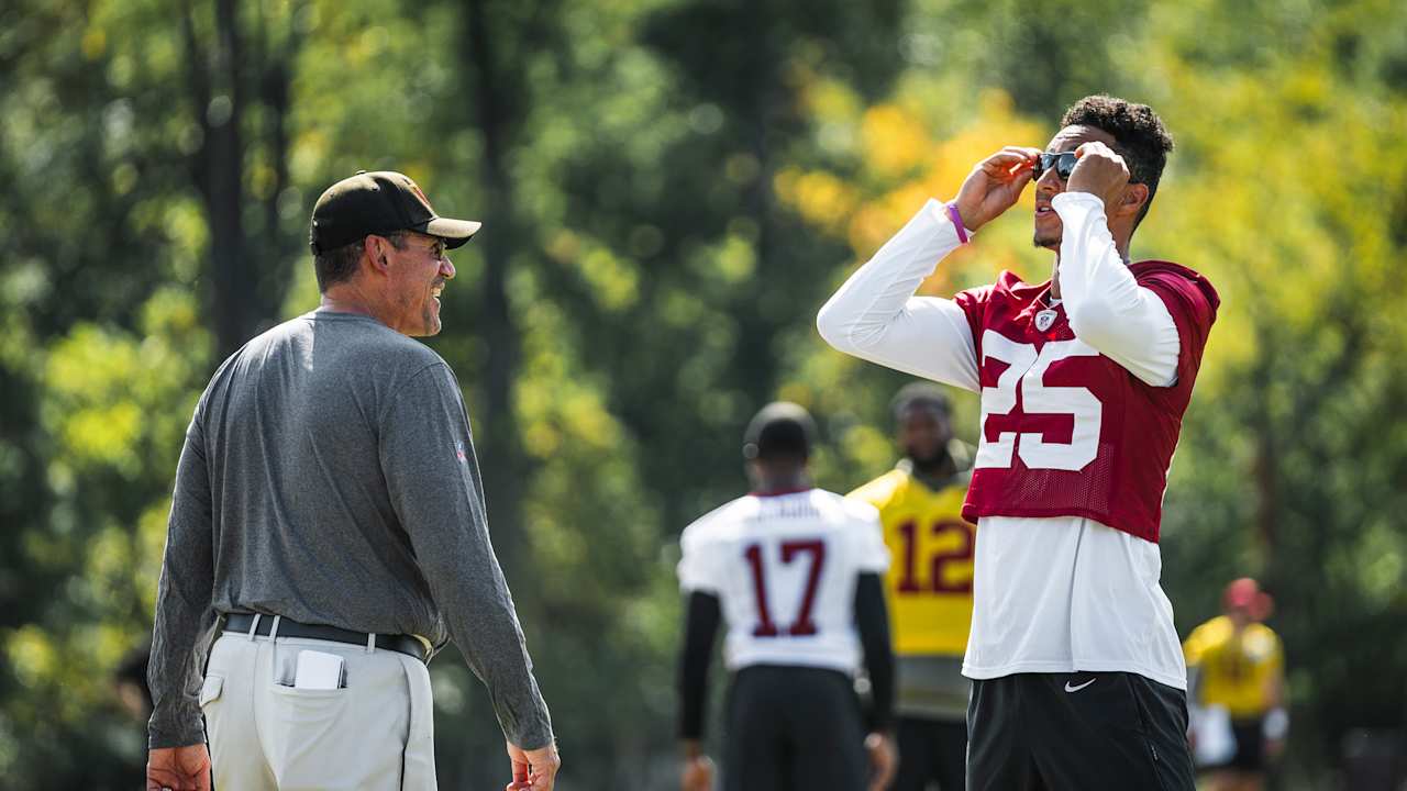 PHOTOS | Commanders practice, 10/03