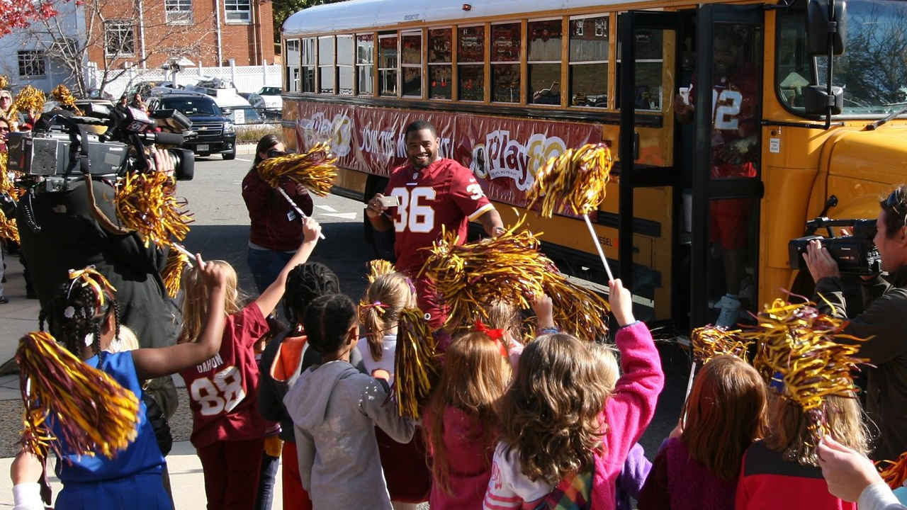Redskins Play 60 Super School Visit